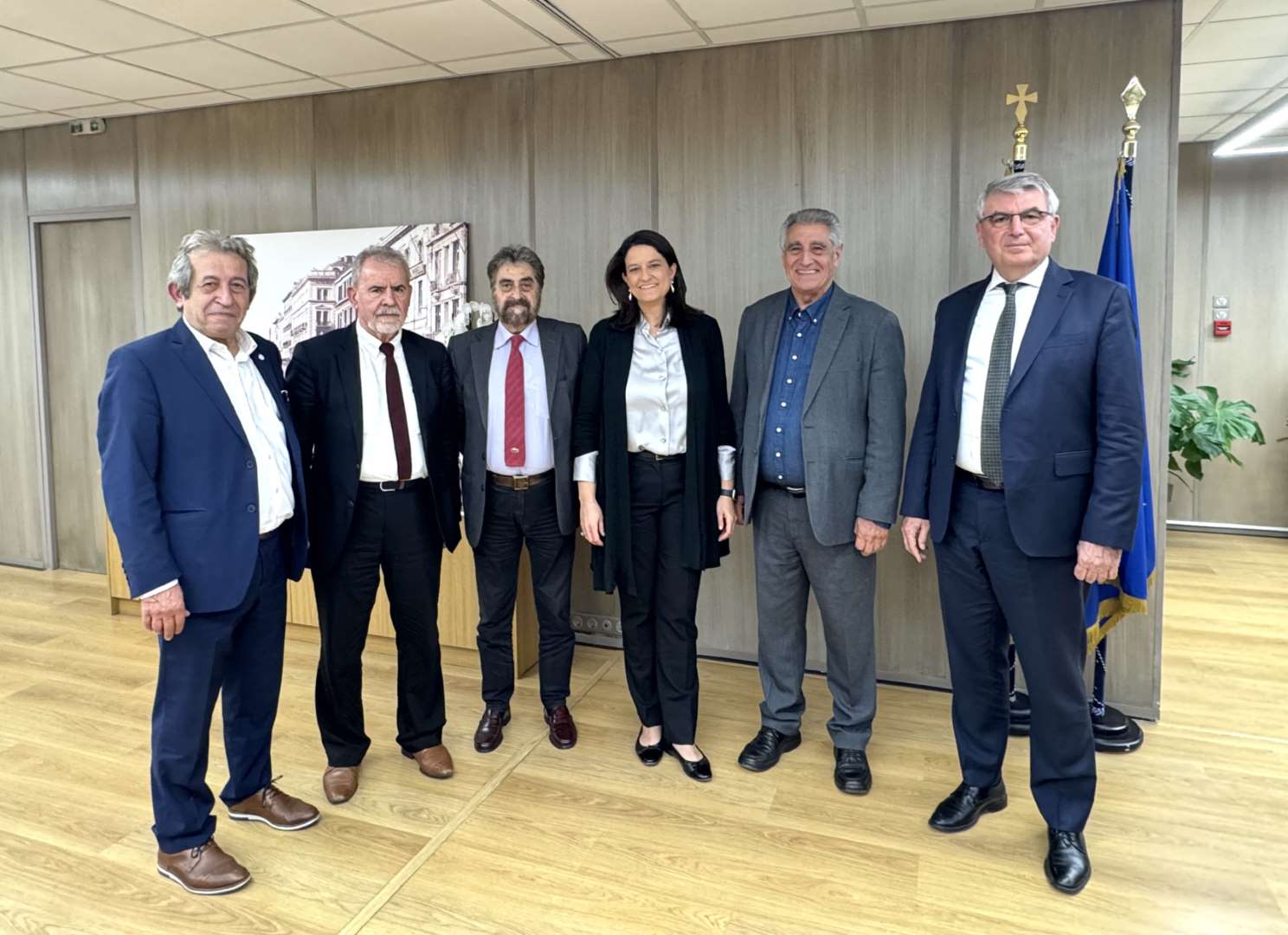 Συνάντηση του Προεδρείου της ΑΓΣΣΕ με την Υπουργό Εργασίας & Κοινωνικής ...